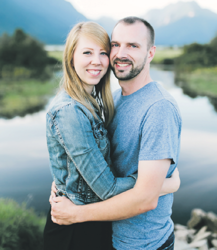 WEDDING: Wendy Bartel & Timothy Klassen | Milestones | lyndentribune.com
