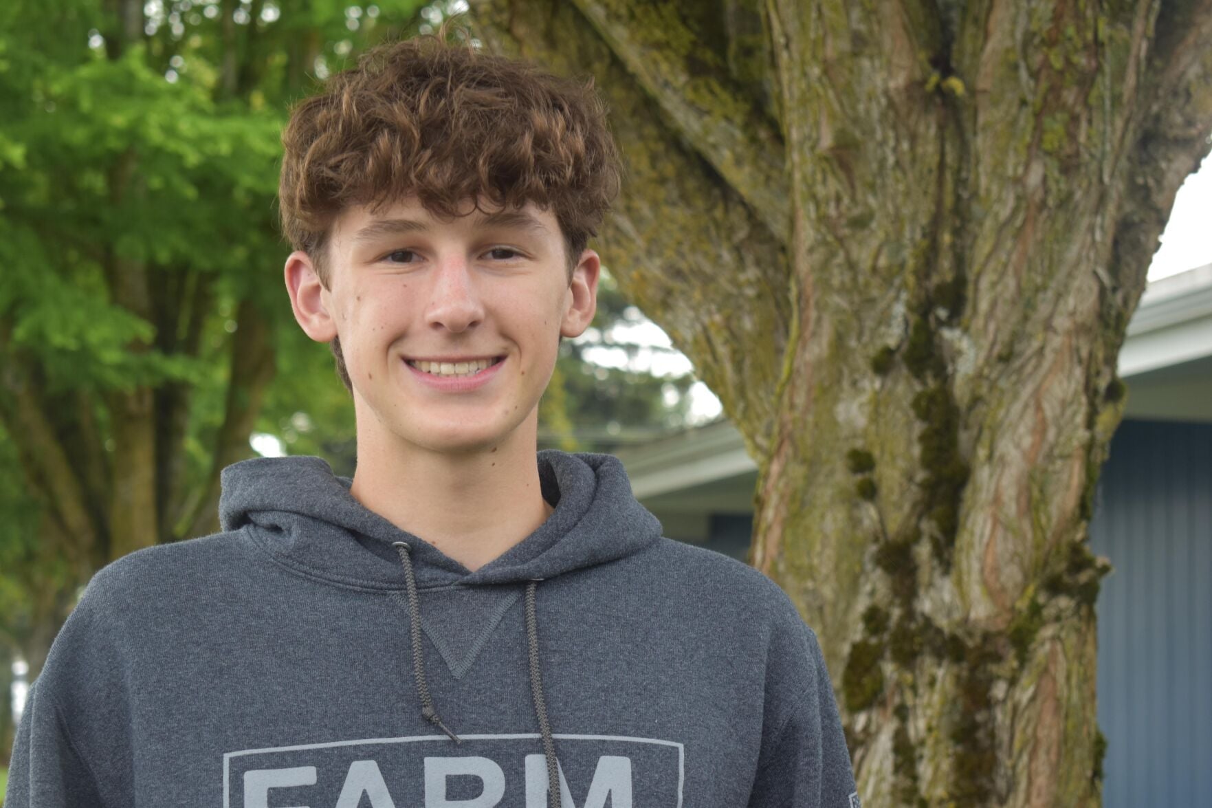 Lynden Christian student vaults to the top | News | lyndentribune.com