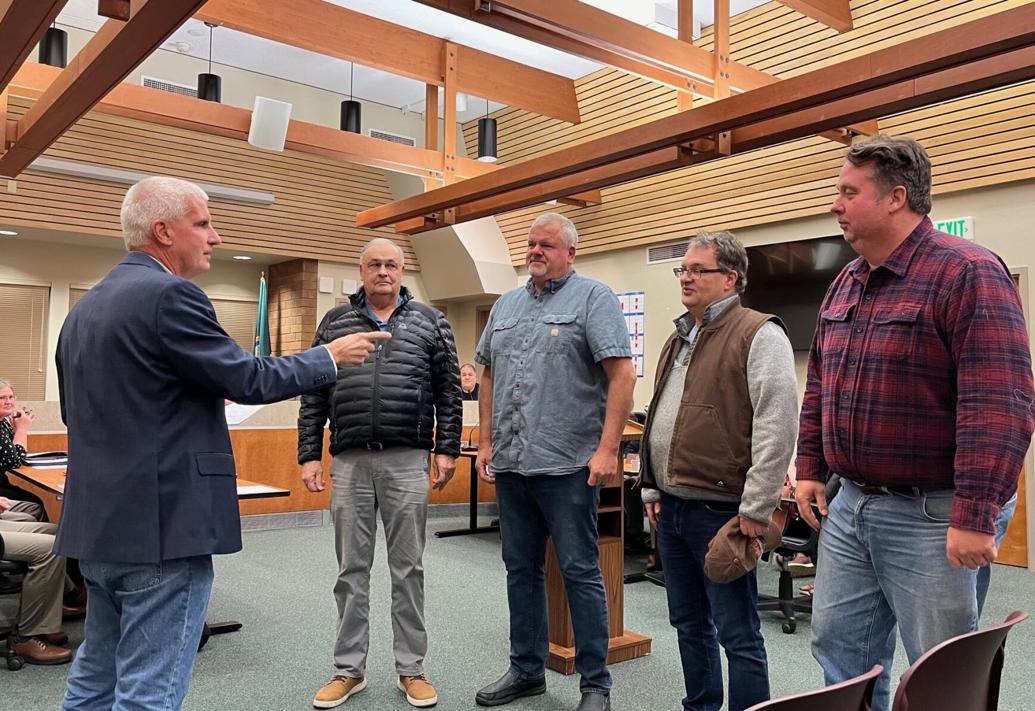 Lynden council swears in two new members | News | lyndentribune.com