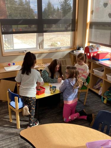 LC high schoolers connect with Fisher students | News | lyndentribune.com