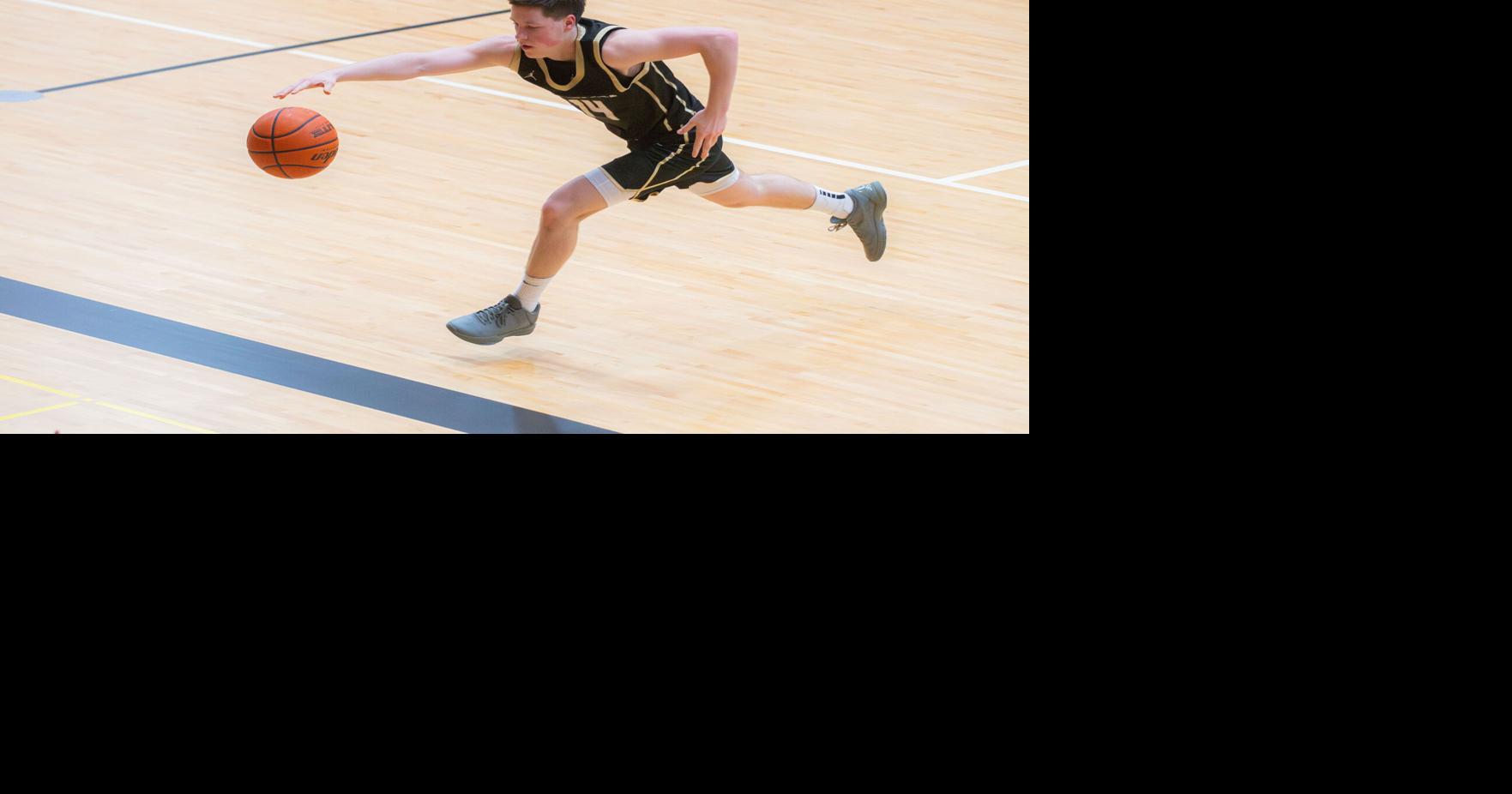 LC officially earns boys conference title | Sports | lyndentribune.com