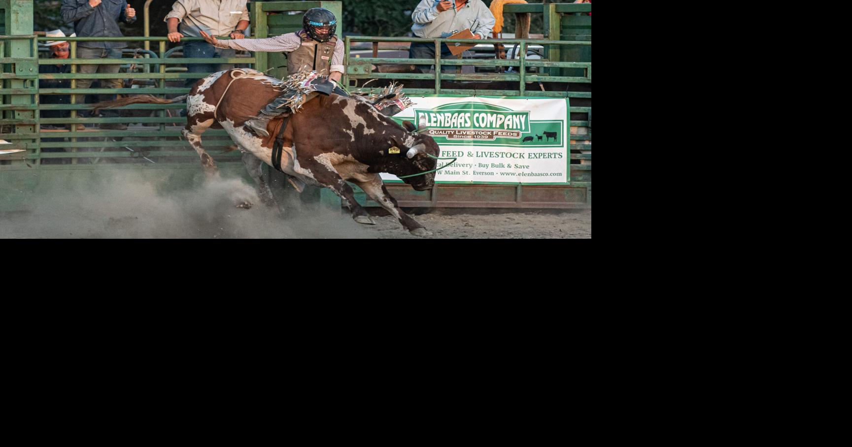 Sumas hosts annual Bull-A-Rama rodeo | Sports | lyndentribune.com