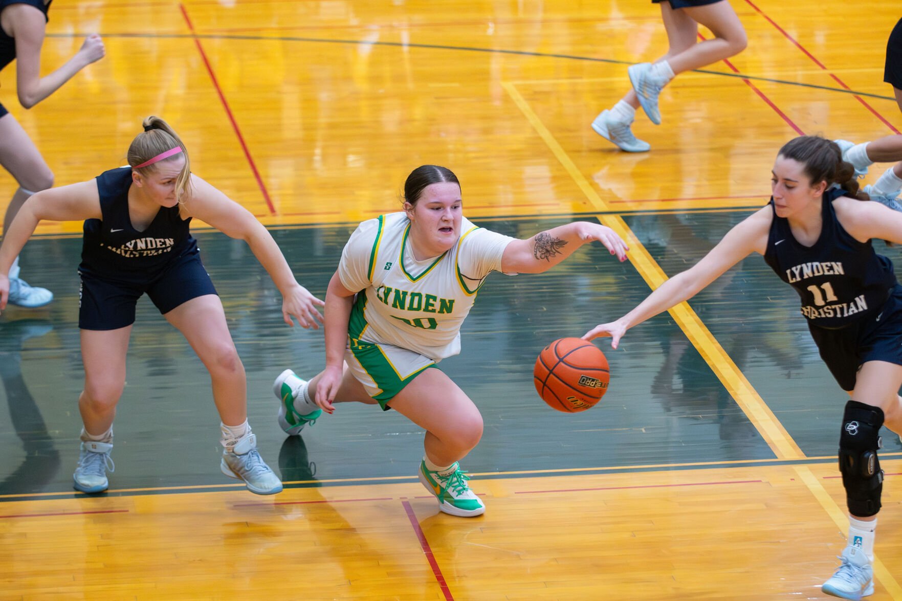 Lynden girls defeat LC in rivalry slugfest | Sports | lyndentribune.com