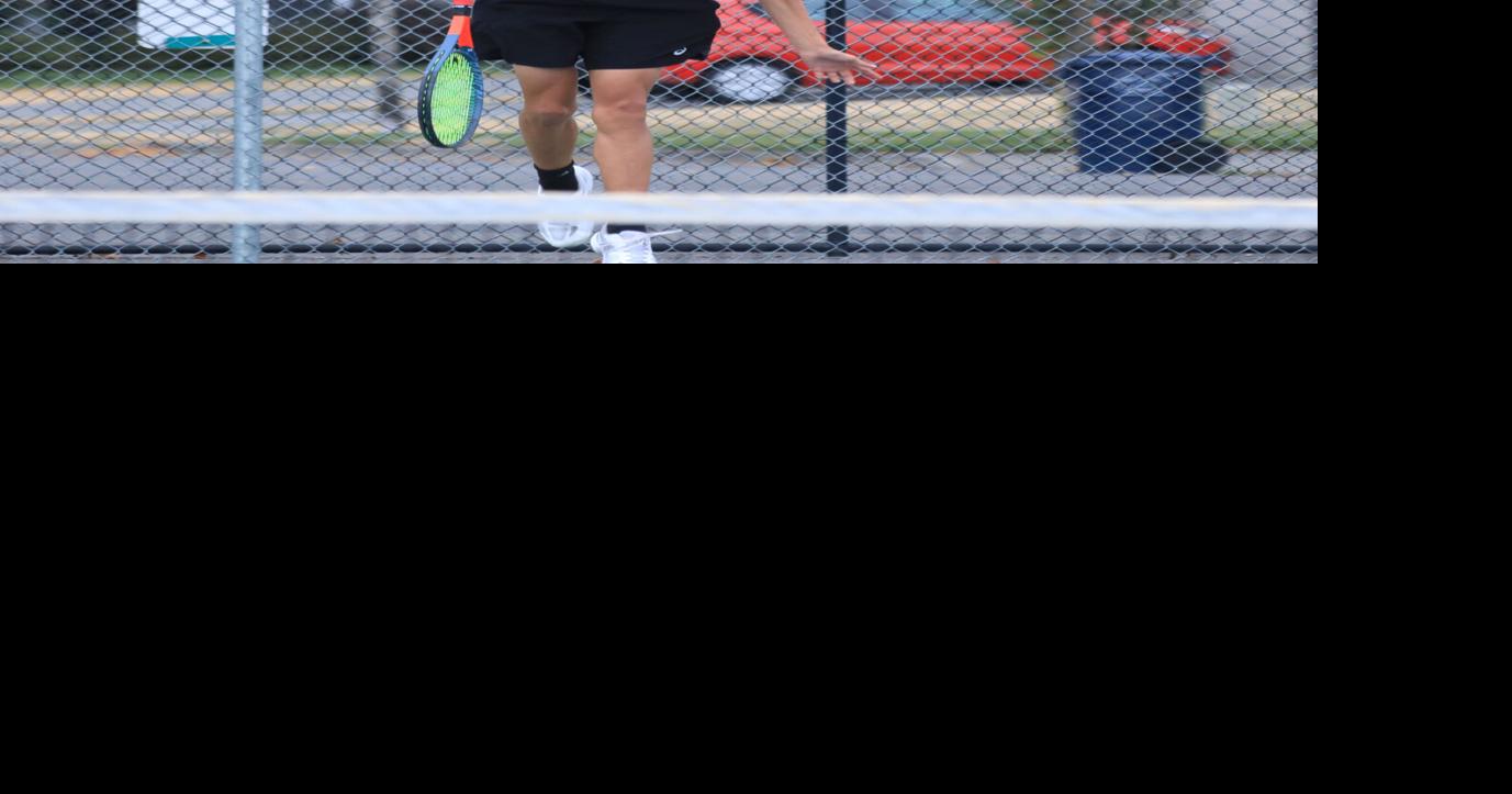 Lynden tennis earns first home win | Sports | lyndentribune.com