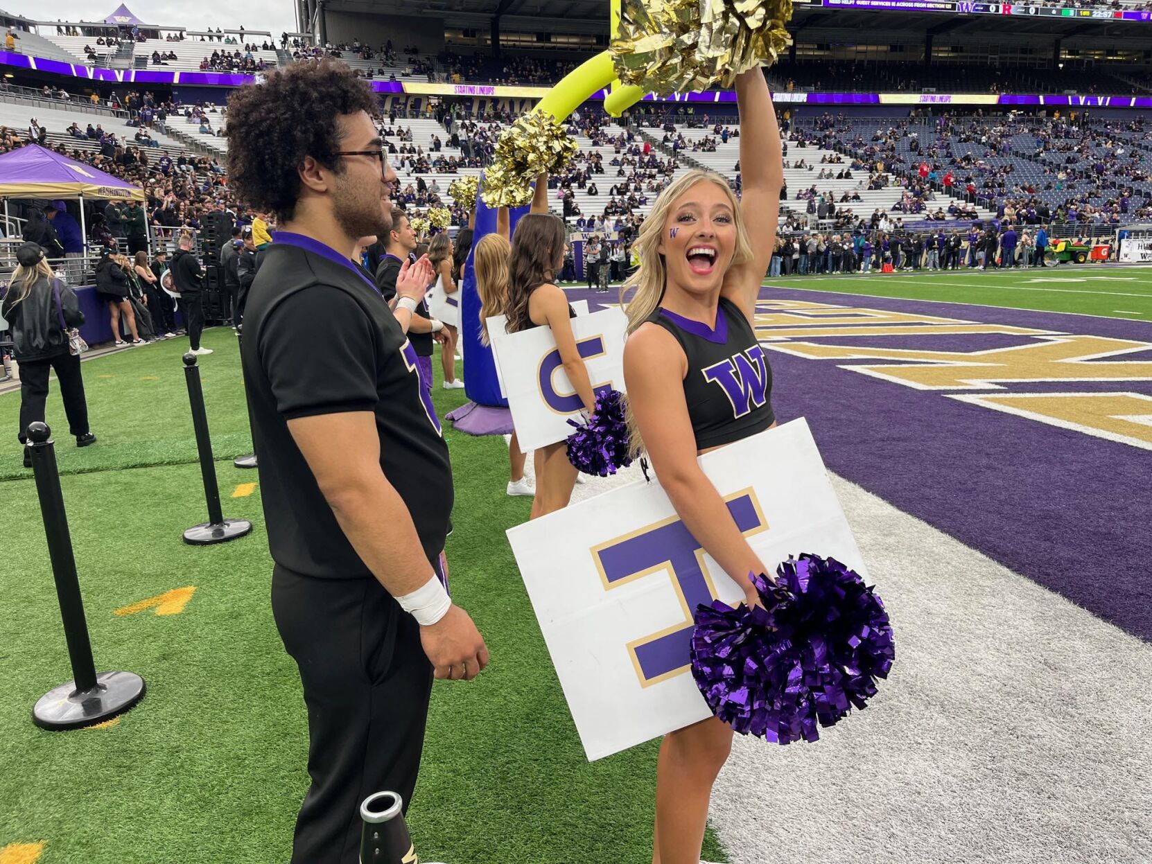 Four from Lynden schools cheer UW sports (with photo gallery) | News ...