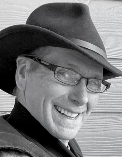 Wilbert Thom DeVries | Obituaries | lyndentribune.com
