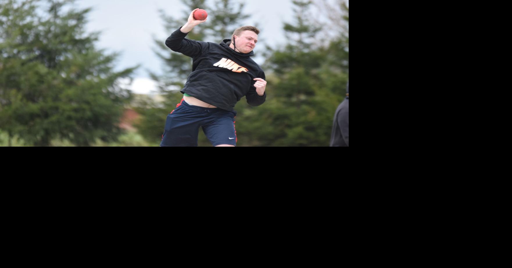 Track: Lynden sets 70 PRs at county meet | Sports | lyndentribune.com