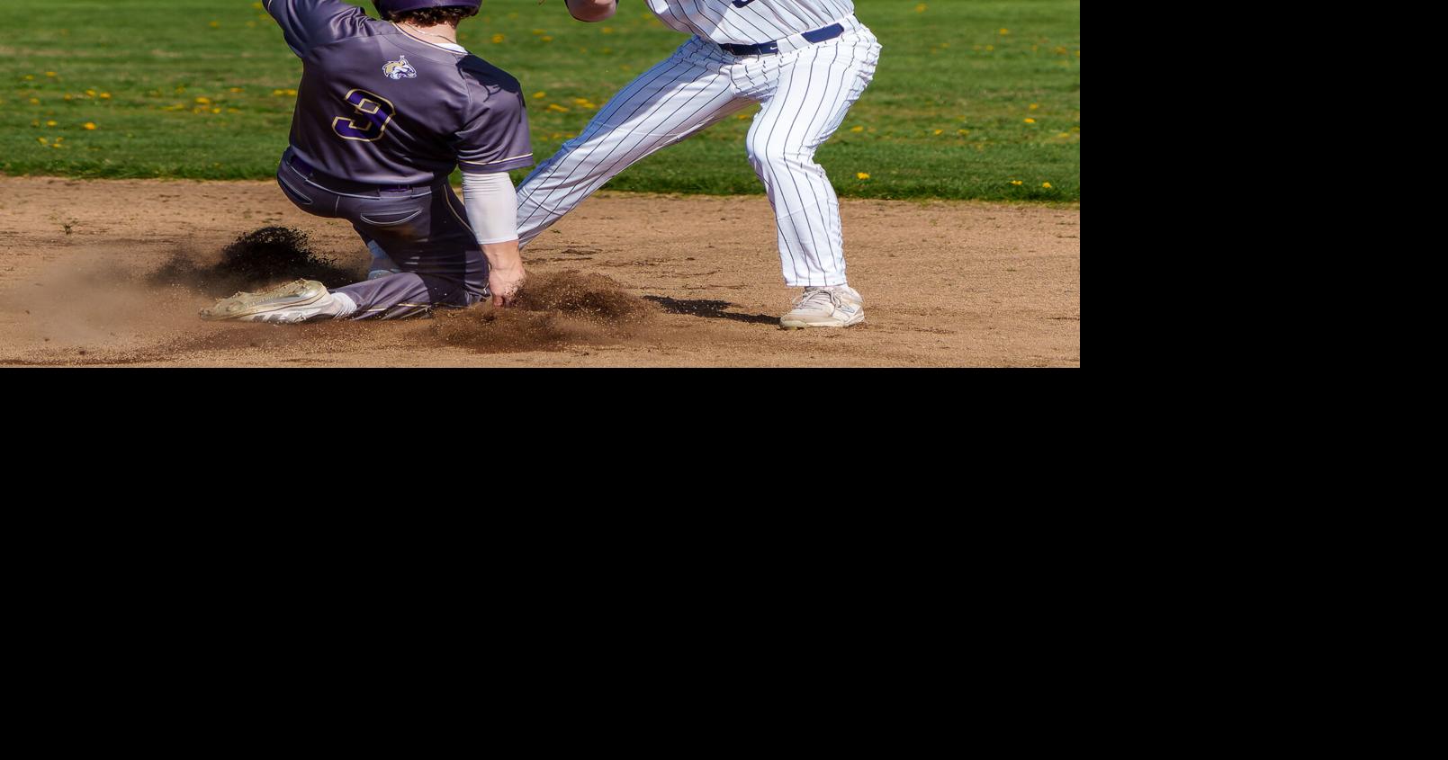 RECAP: Ferndale baseball drops conference game against Oak Harbor ...