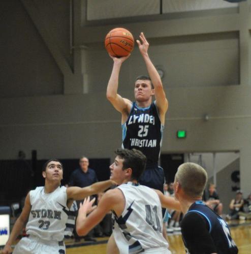 Both LC teams atop 1A polls in season's first AP state basketball ...