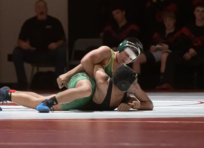 Lynden wrestling emphasizes growth amid early struggles | Sports | lyndentribune.com