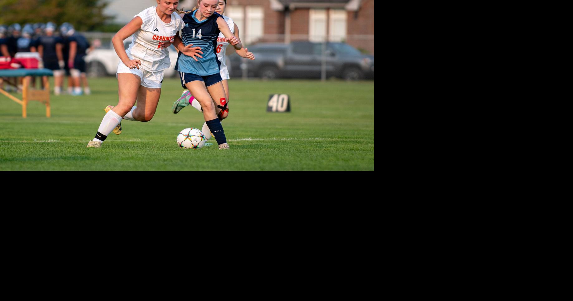 LC soccer begins season with win vs. Cashmere | Sports | lyndentribune.com