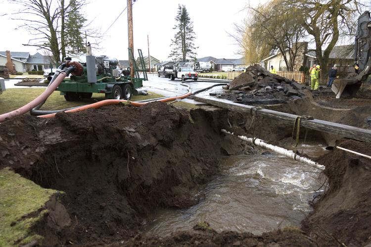 Culvert caves in on N. 8th Street | News | lyndentribune.com