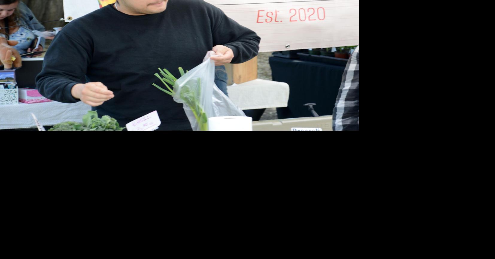 Lynden Farmers Market starts new season | News | lyndentribune.com