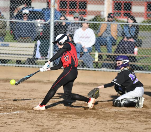 Mount Baker logs first win of season | Sports | lyndentribune.com