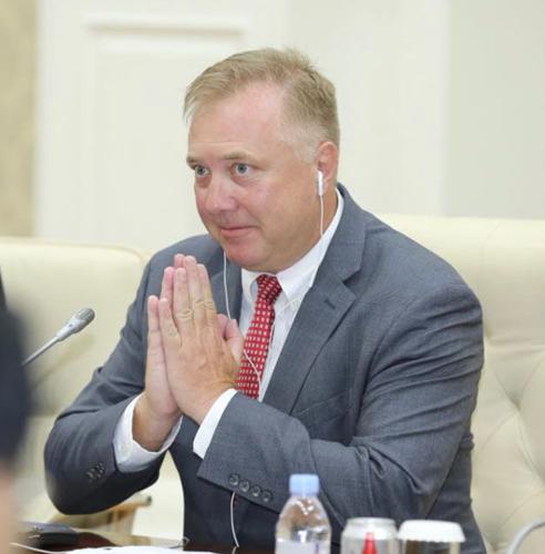 Ericksen, Buys take trip to Asia | News | lyndentribune.com