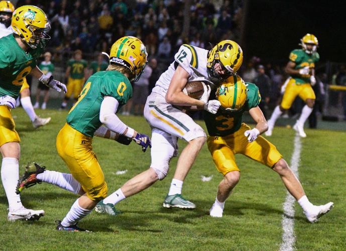 Lynden logs fourth straight win after taking down Sehome 44-24 | Sports | lyndentribune.com
