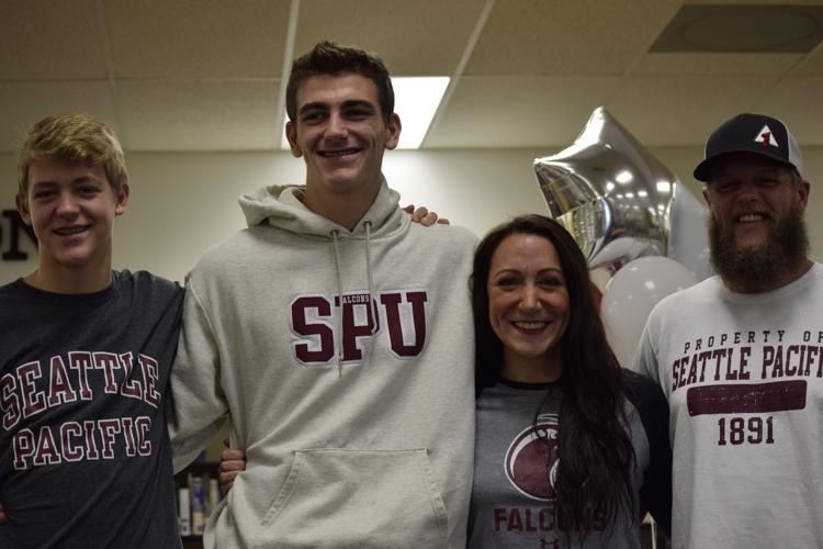 Whitman signs letter of intent with SPU | Sports | lyndentribune.com