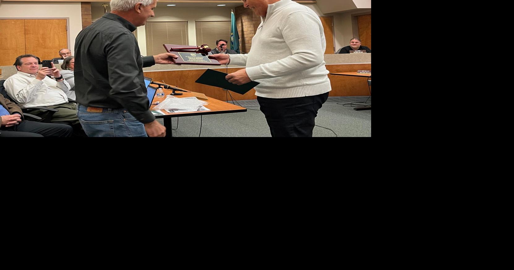 City of Lynden honors departing council members | News | lyndentribune.com