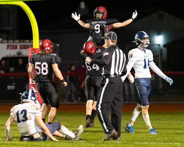 Mount Baker shocks Lynden Christian, 48-34 | Sports | lyndentribune.com