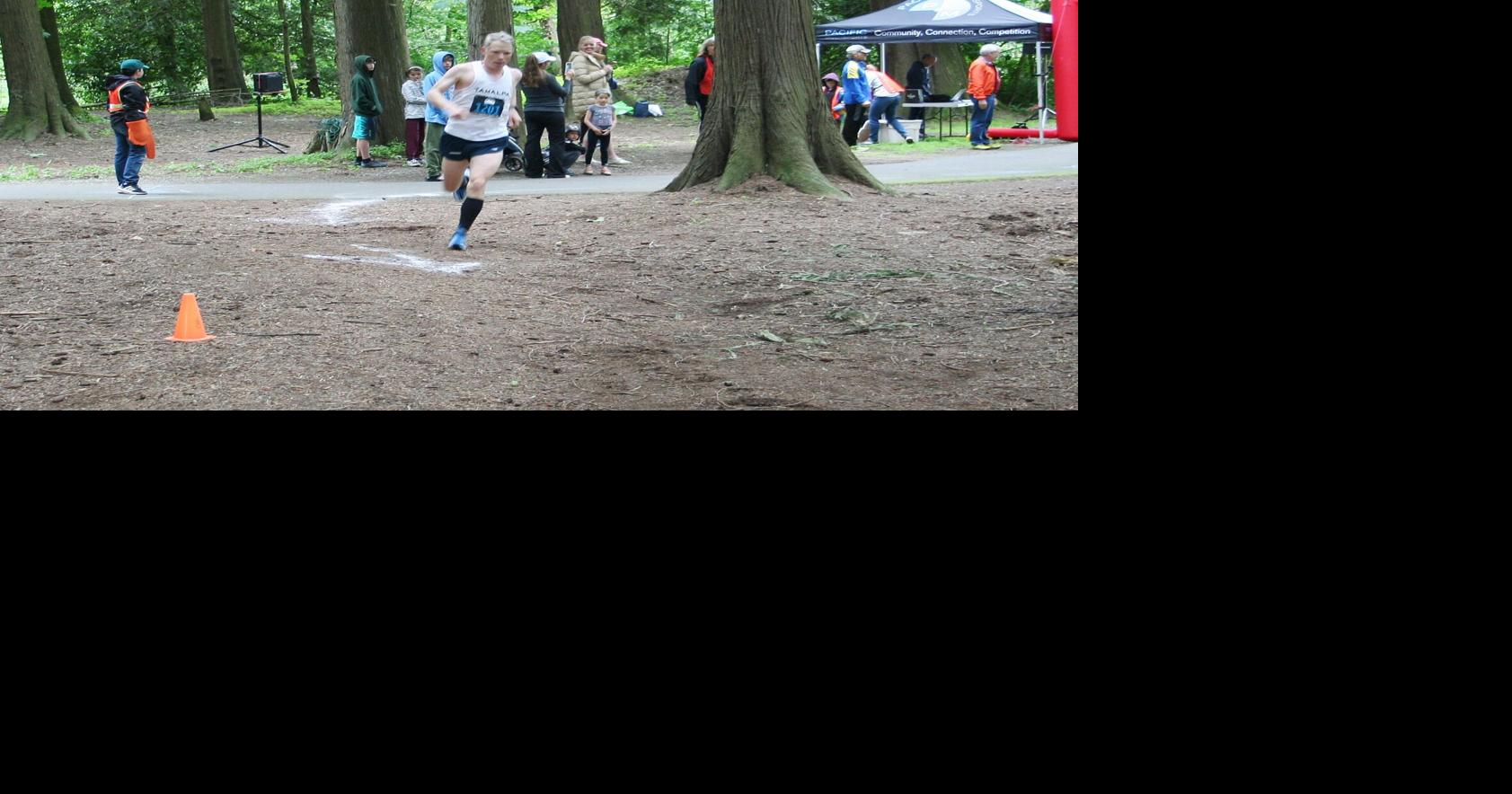 PHOTO GALLERY: Inaugural Tractor Trot attracts 149 runners ...