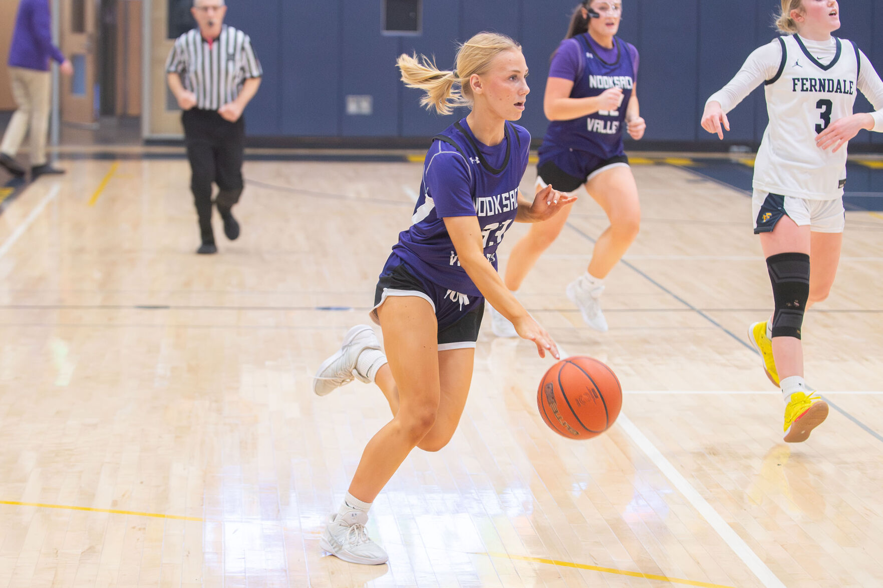 Pioneers outlast Ferndale Tuesday night | Sports | lyndentribune.com