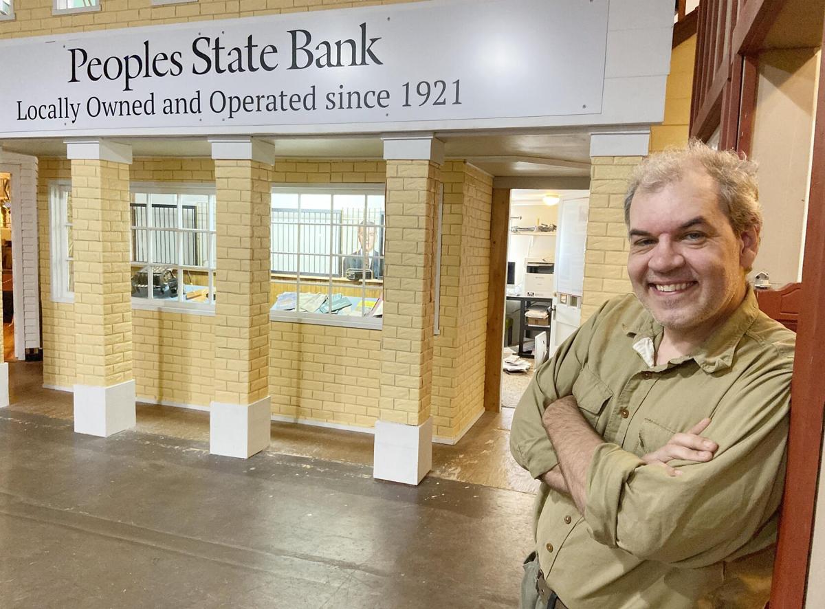Peoples Bank celebrates 100 years | News | lyndentribune.com