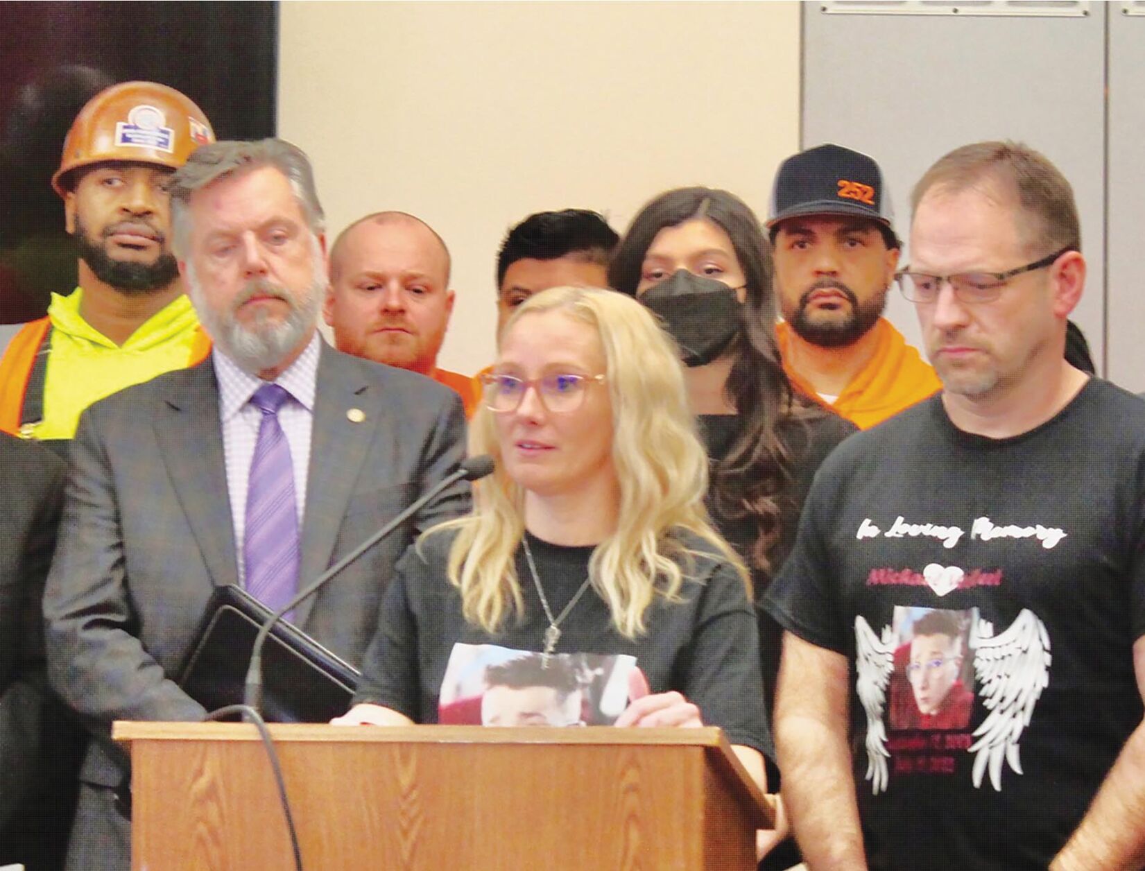 Effort to make roads safer wins bipartisan support | News ...