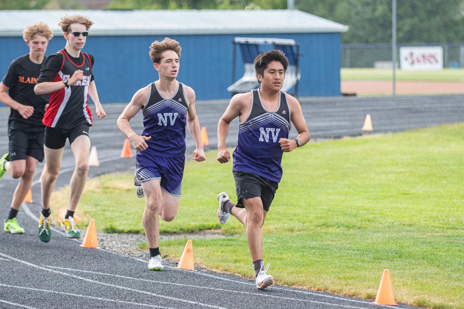 Track teams fight for state berths this week | Sports | lyndentribune.com