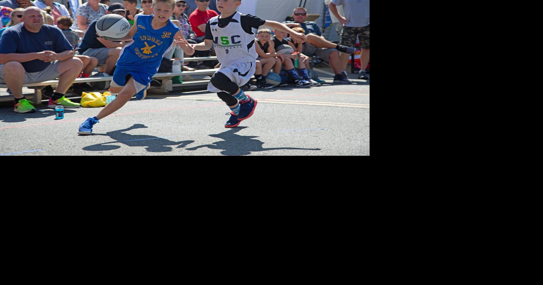 Razz Fest: Hooping in the street | Sports | lyndentribune.com