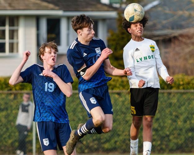 Lynden boys soccer defeats LC, 2-1 | Sports | lyndentribune.com