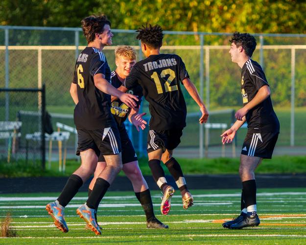 Meridian snaps 14-year state playoff drought | Sports | lyndentribune.com