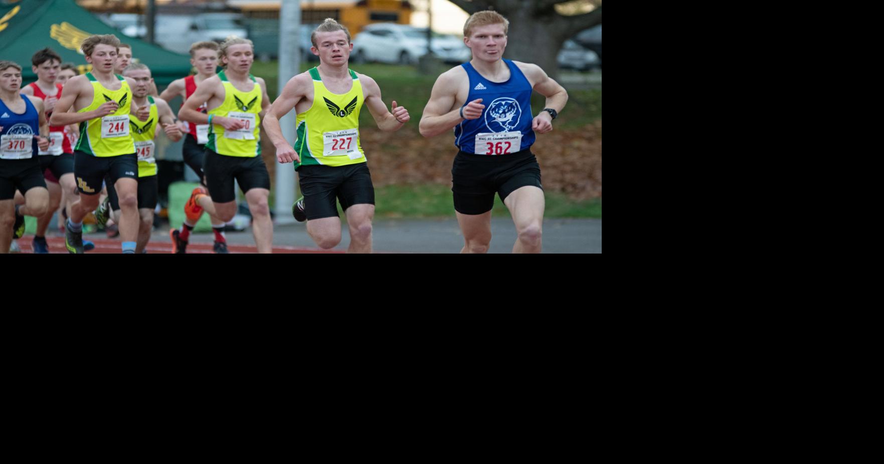 Lynden's Isaiah Ellis, fourth, Ferndale's Landon Sturdevant, ninth, at ...