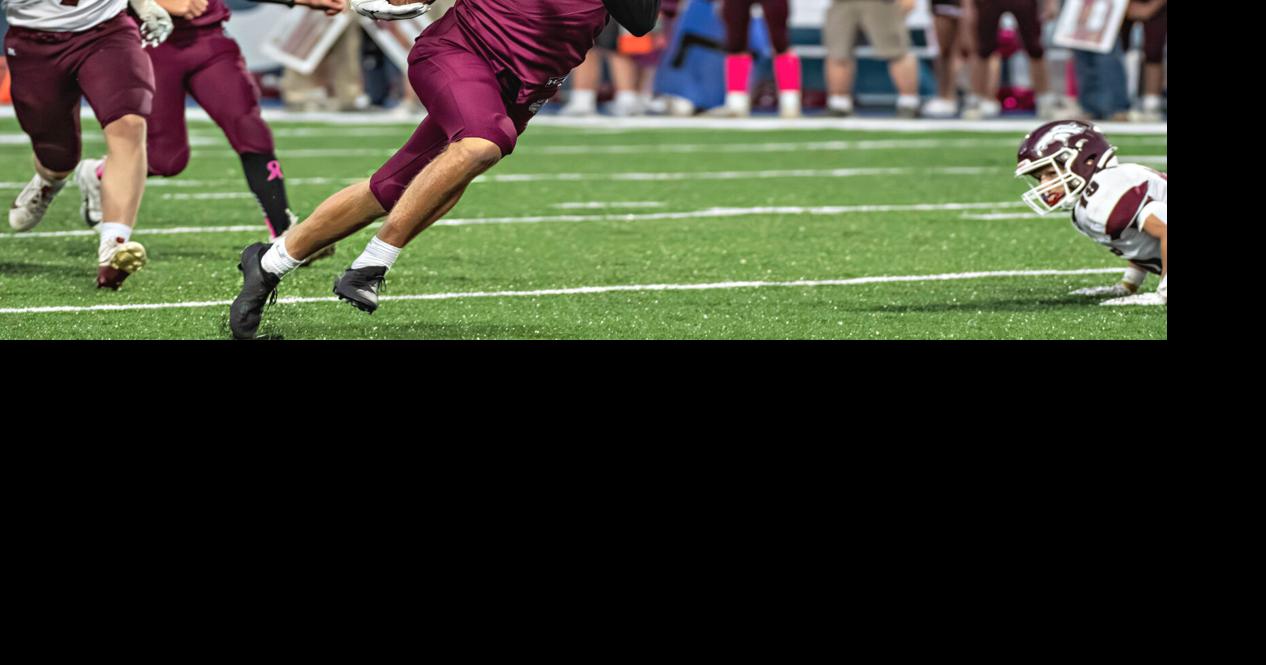 Bulldogs stop Mustangs in gridiron battle | Sports | madisondailyleader.com