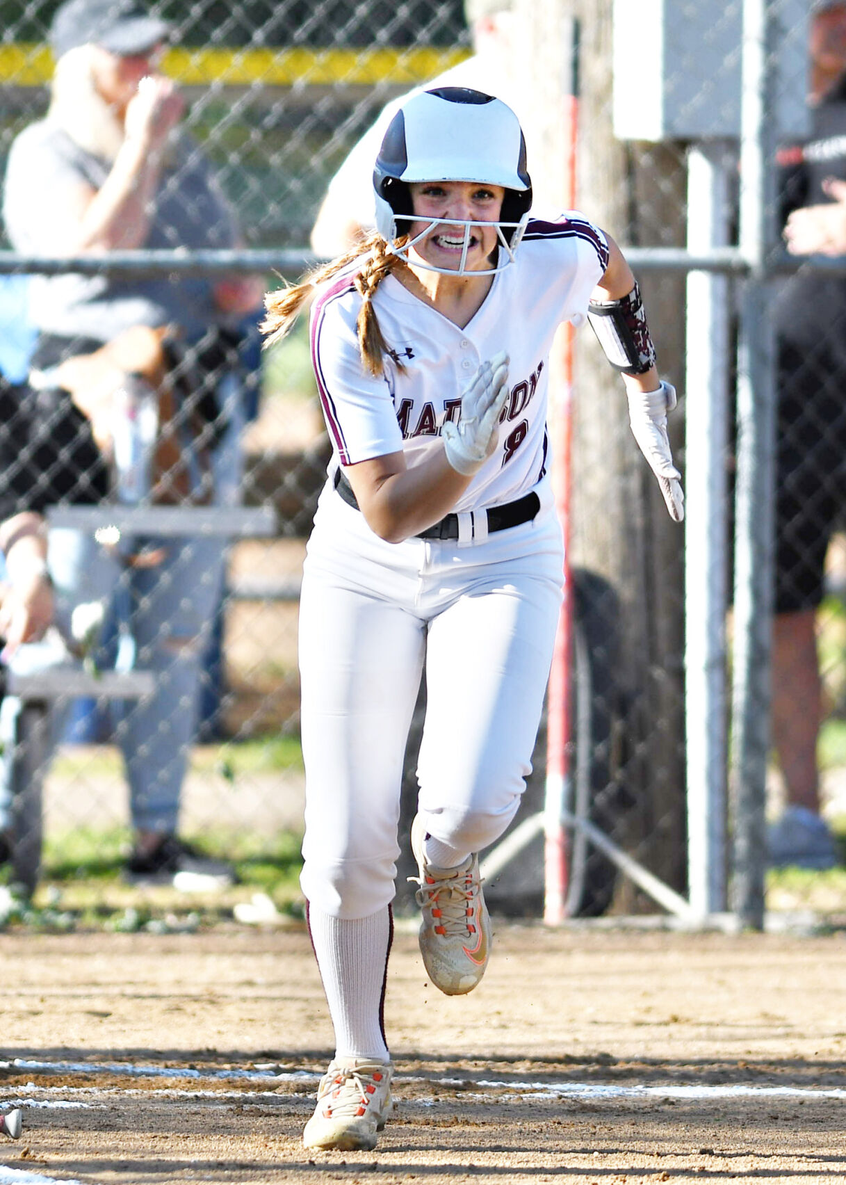 Sports Roundup | Local News | madisondailyleader.com