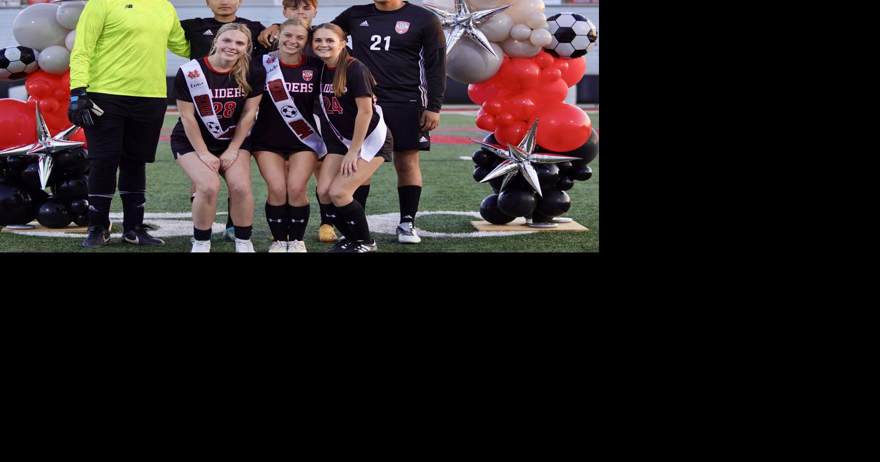 Soccer seniors honored at Senior Night | Sports | mainstreetnews.com
