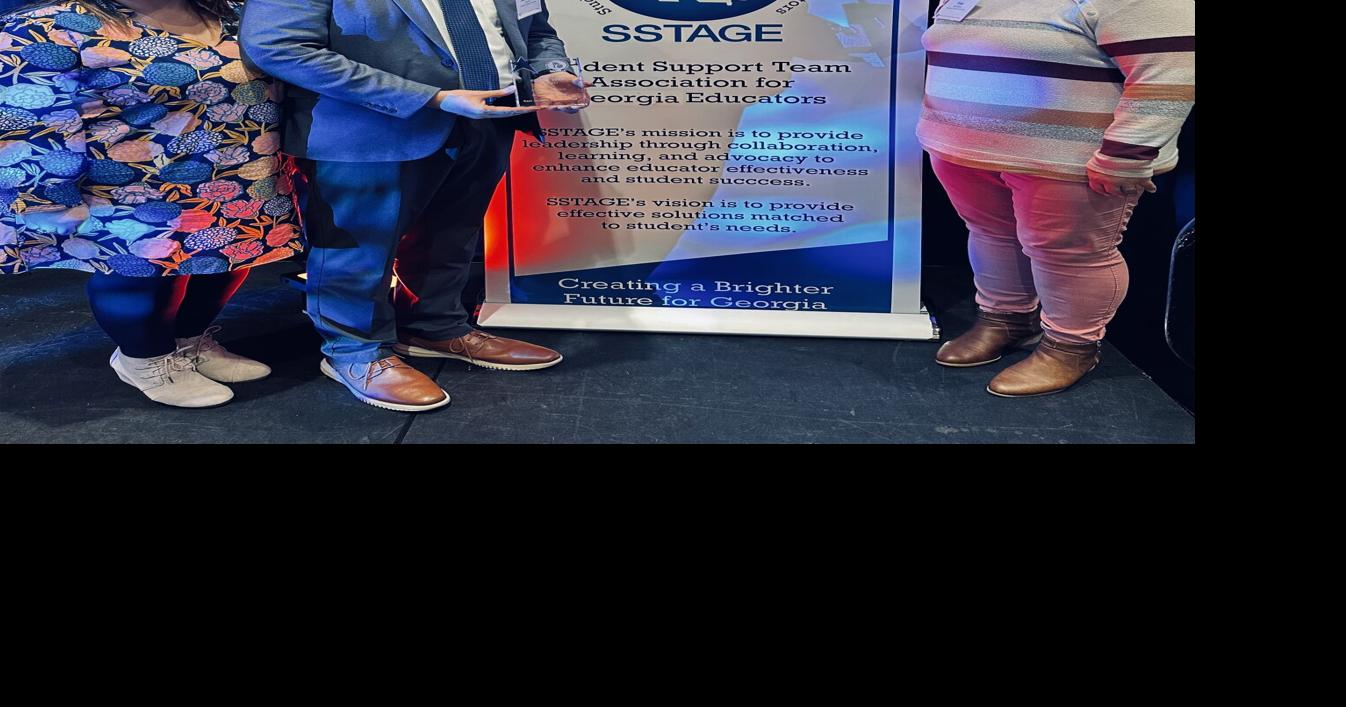 EJMS presented SSTAGE Star Award | School | mainstreetnews.com
