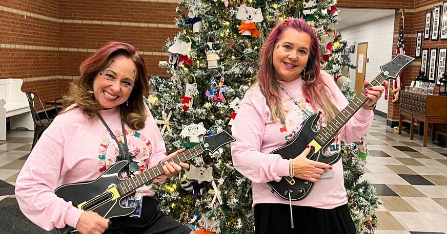 Barrow students celebrate the season ahead of winter break | School ...