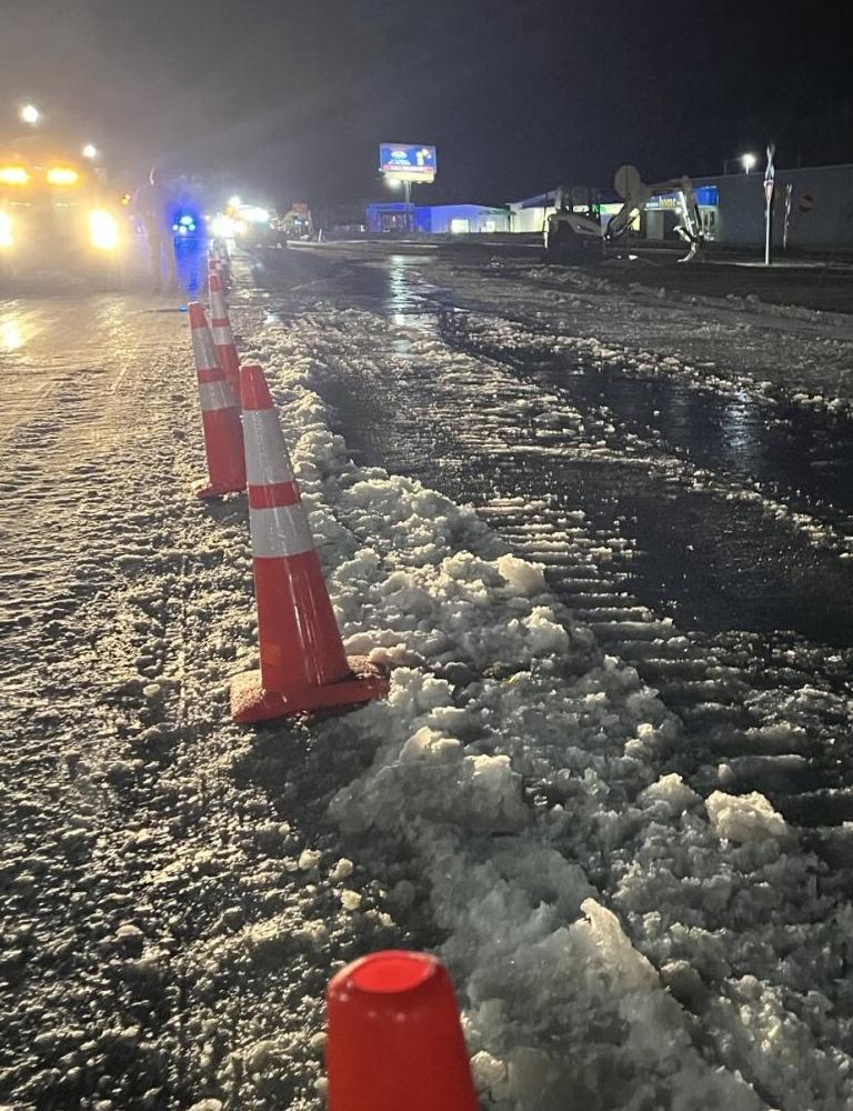 Elm Street closed in downtown Commerce due to water main break, icy ...