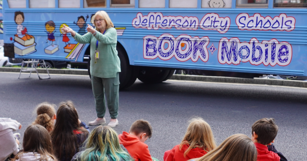 JCS Book Mobile rolls into third summer | School | mainstreetnews.com