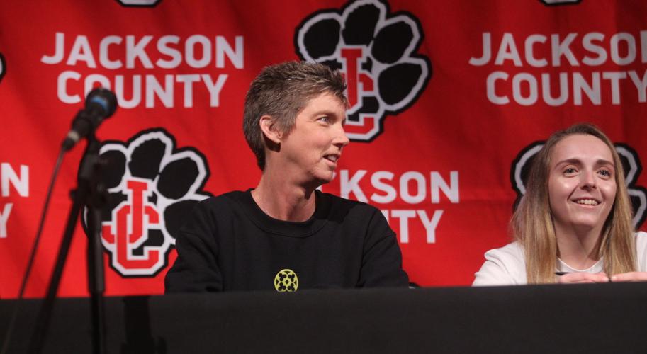 SIGNING PHOTOS: Jackson Co. volleyball player Kylee Zimmer signs with ...
