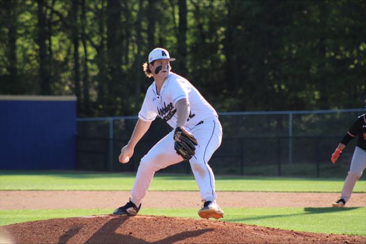 Wildcats topple Longhorns for 6th consecutive win | AHS Sports ...