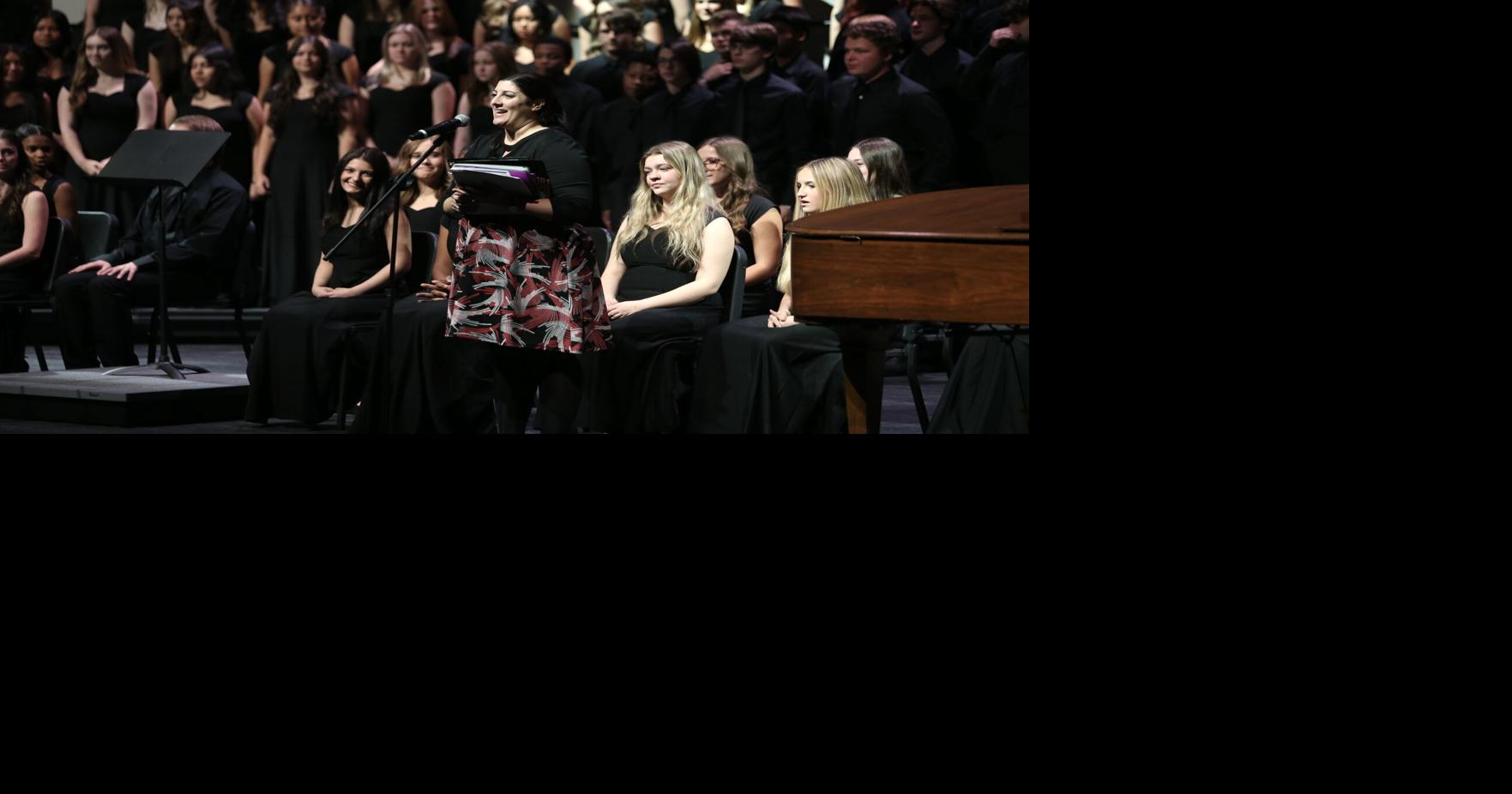 PHOTOS: JCHS chorus performs winter concert | School | mainstreetnews.com