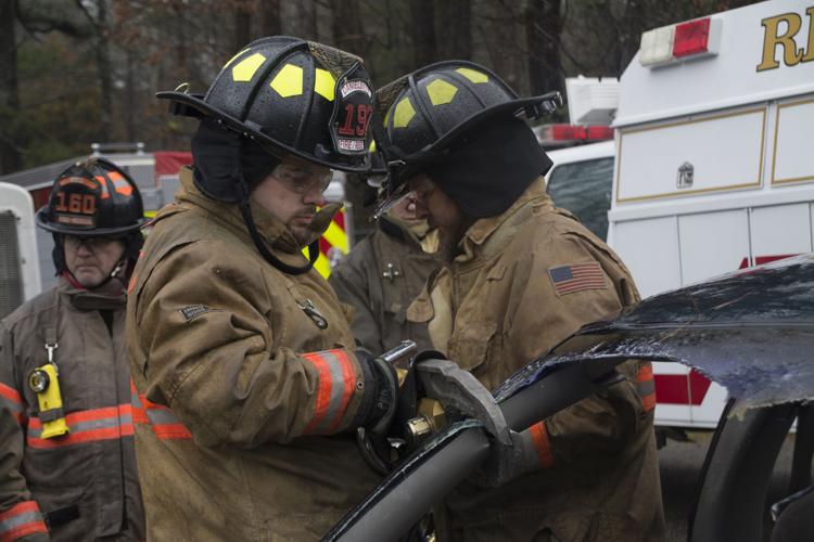 Madison County volunteer firefighters complete extrication training ...