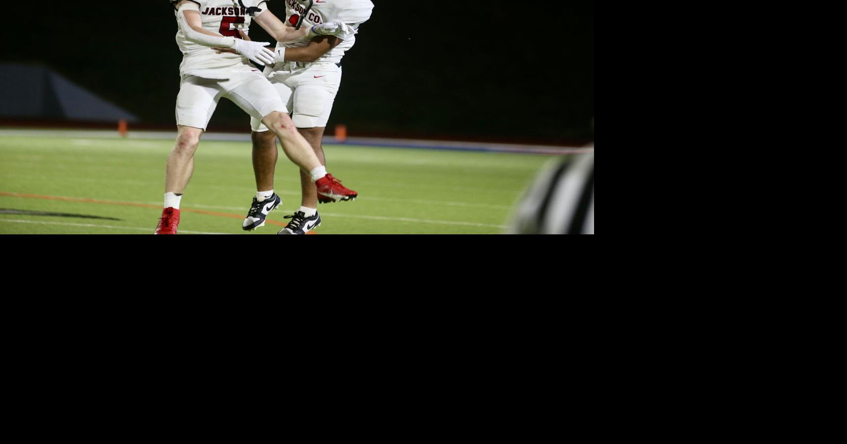 Panthers handle Raiders, lock up first-ever home playoff game | JCCHS ...