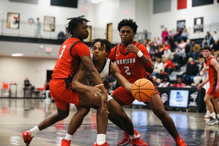 Raiders prepare for season with scrimmage against Jackson Co. | MCHS ...