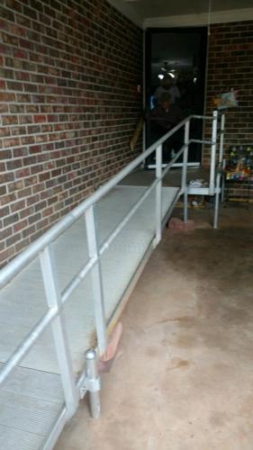 Rotary Club installs ramp for Dosters | Features | mainstreetnews.com