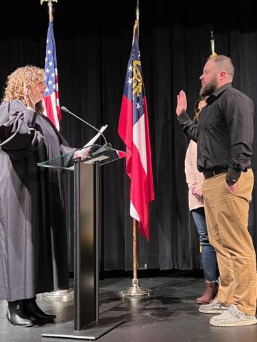 Commerce hosts swearing in ceremony for elected officials | News ...