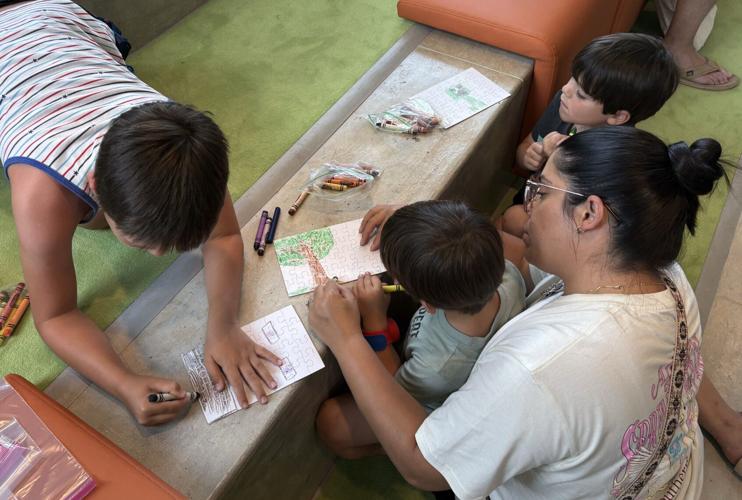 Braselton Library hosts Craft-a-noon | Features | mainstreetnews.com