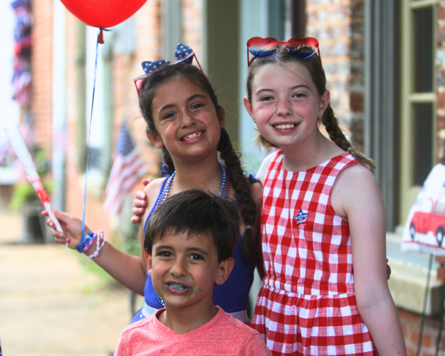 Colbert hosts annual Independence Day celebration | News ...