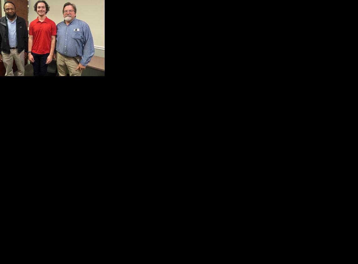 EJCHS' Valedictorian Pittman interns at UGA | School | mainstreetnews.com